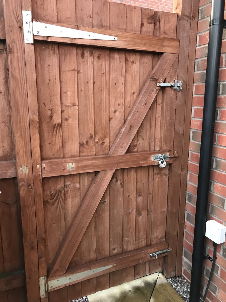 How To Reinforce A Standard 3-Bar Gate For Under £20 - BannerWatch